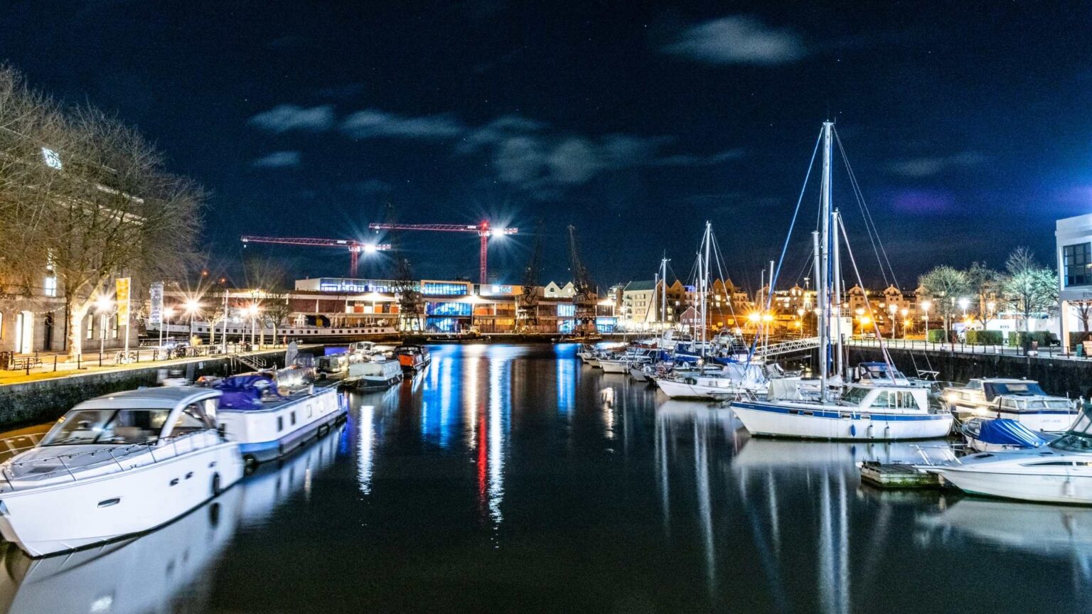 15 CITIES FOR THE BEST NIGHTLIFE IN THE UK