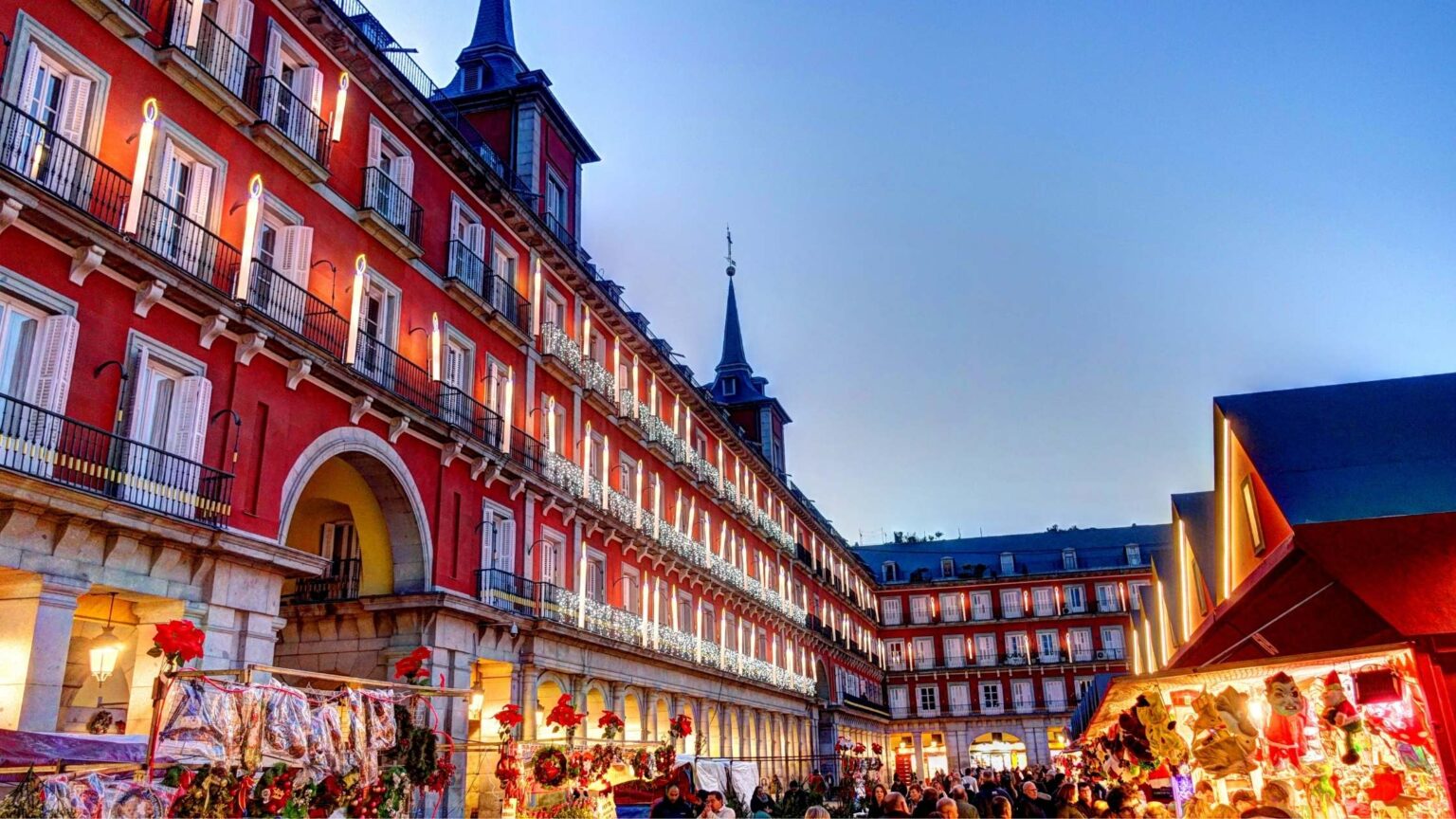 NIGHTLIFE IN SPAIN - A TOTAL GUIDE TO PARTYING AND FUN