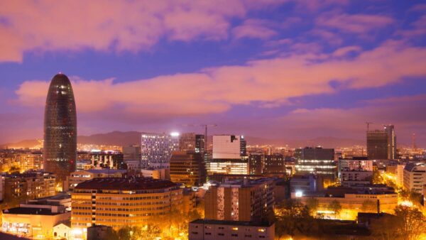 NIGHTLIFE IN SPAIN - A TOTAL GUIDE TO PARTYING AND FUN
