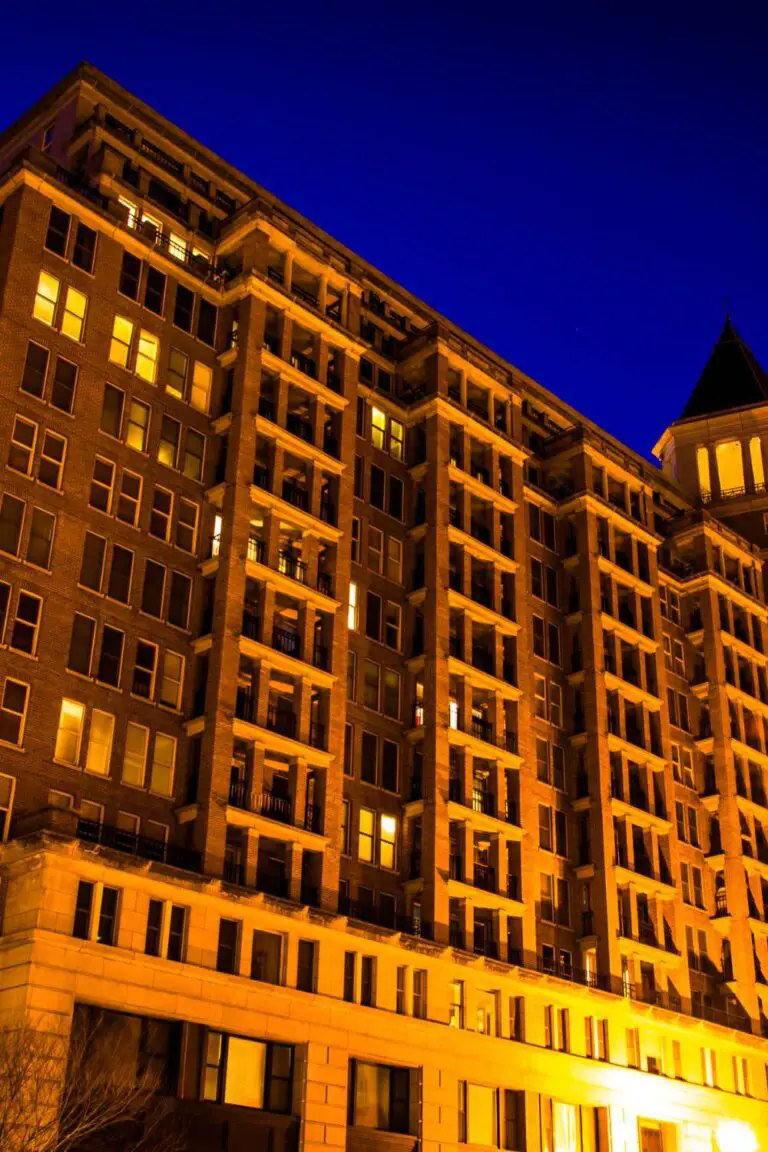 45 FUN THINGS TO DO IN WASHINGTON DC AT NIGHT