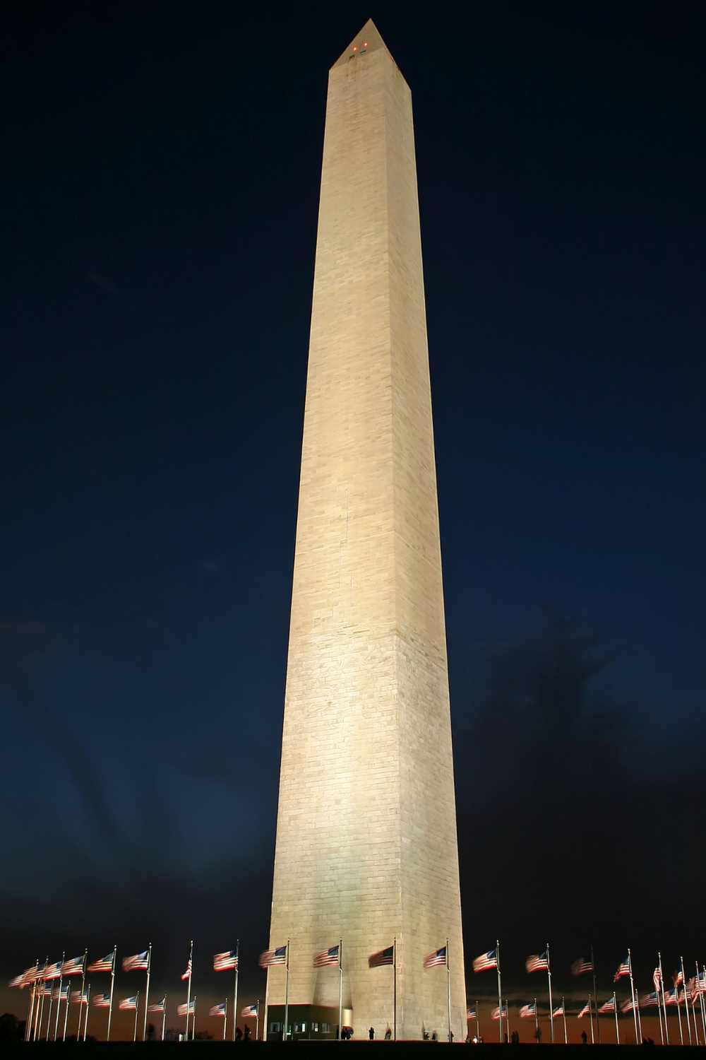 45 FUN THINGS TO DO IN WASHINGTON DC AT NIGHT