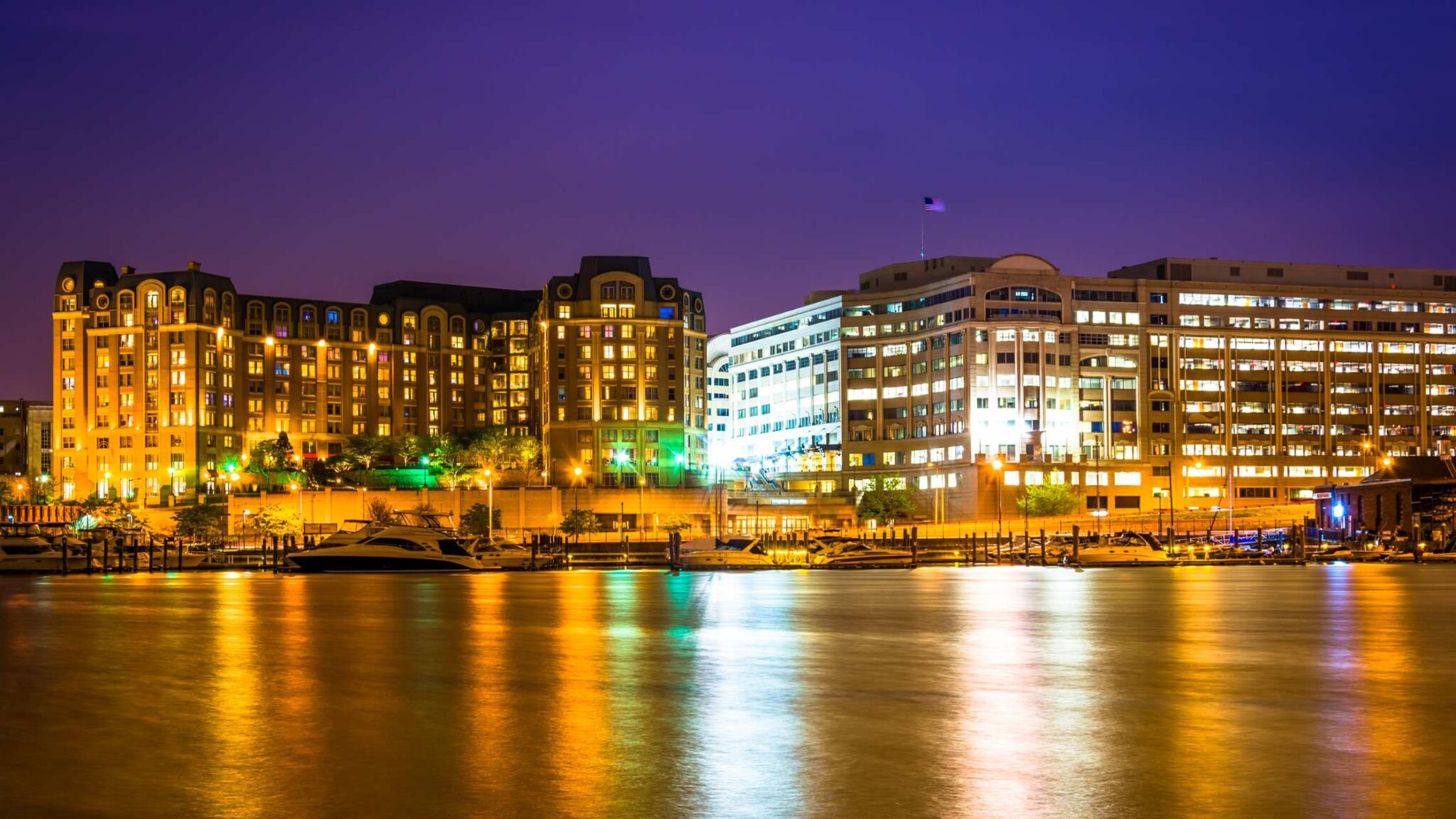 45 FUN THINGS TO DO IN WASHINGTON DC AT NIGHT