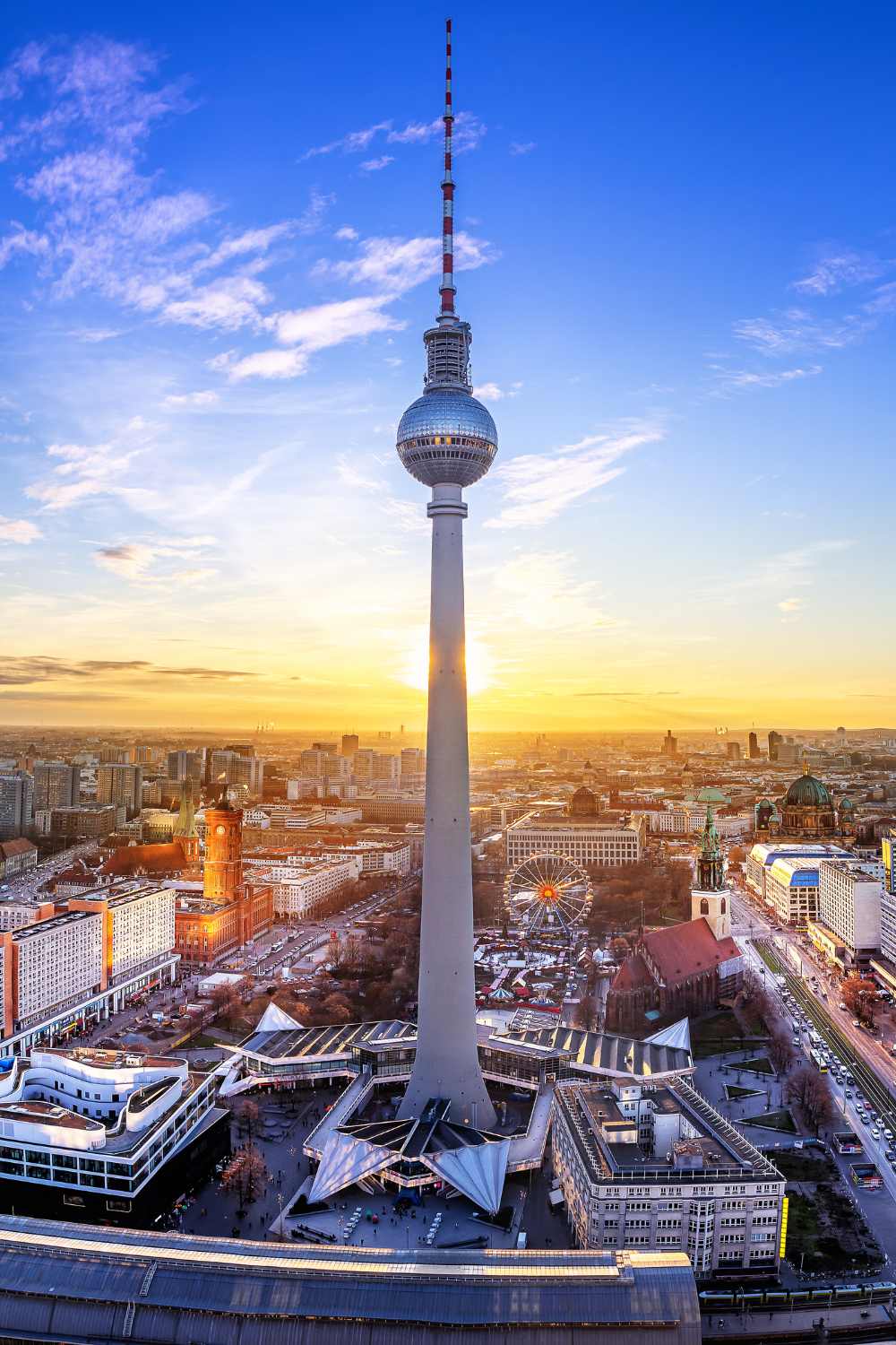 25 FANTASTIC THINGS TO DO IN BERLIN AT NIGHT