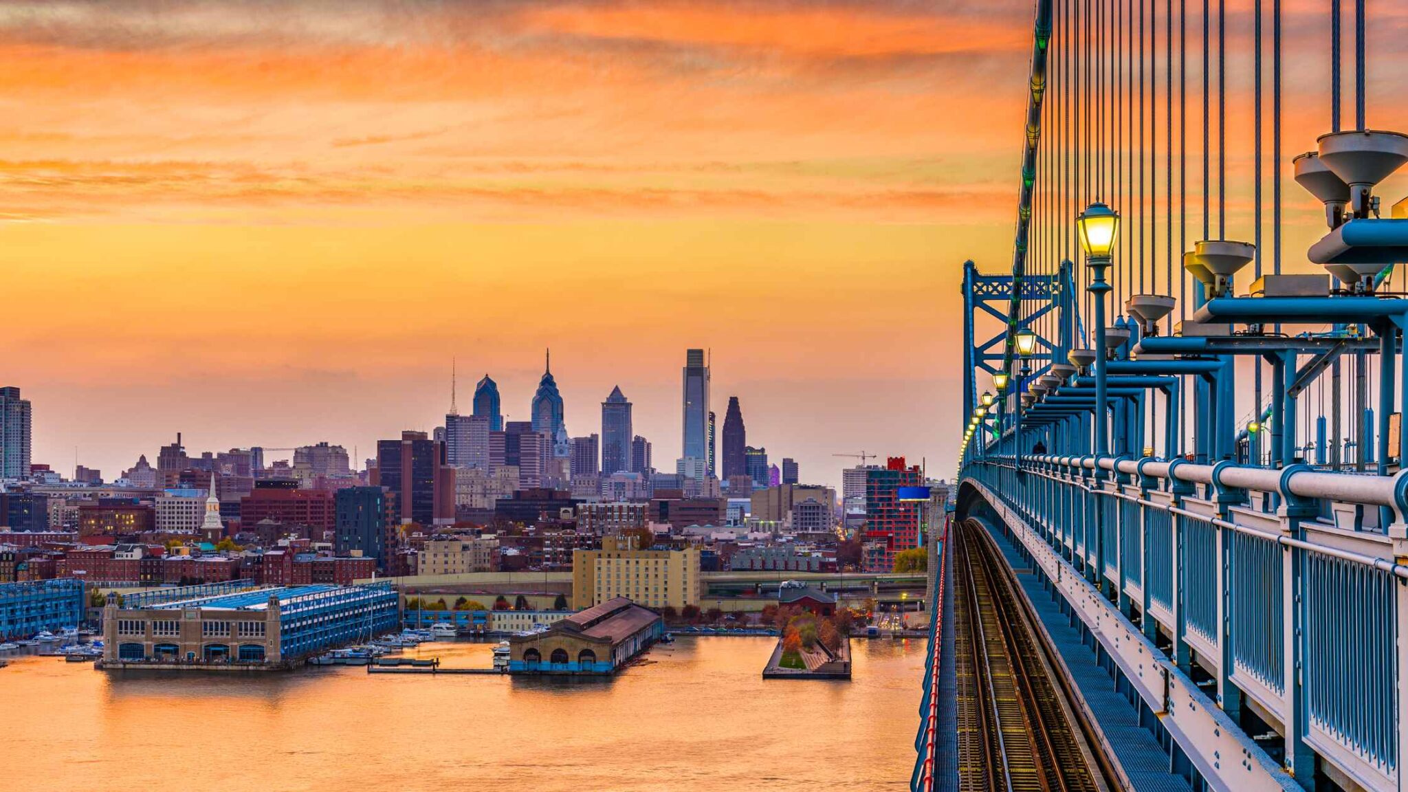 25 FANTASTIC THINGS TO DO IN PHILADELPHIA AT NIGHT