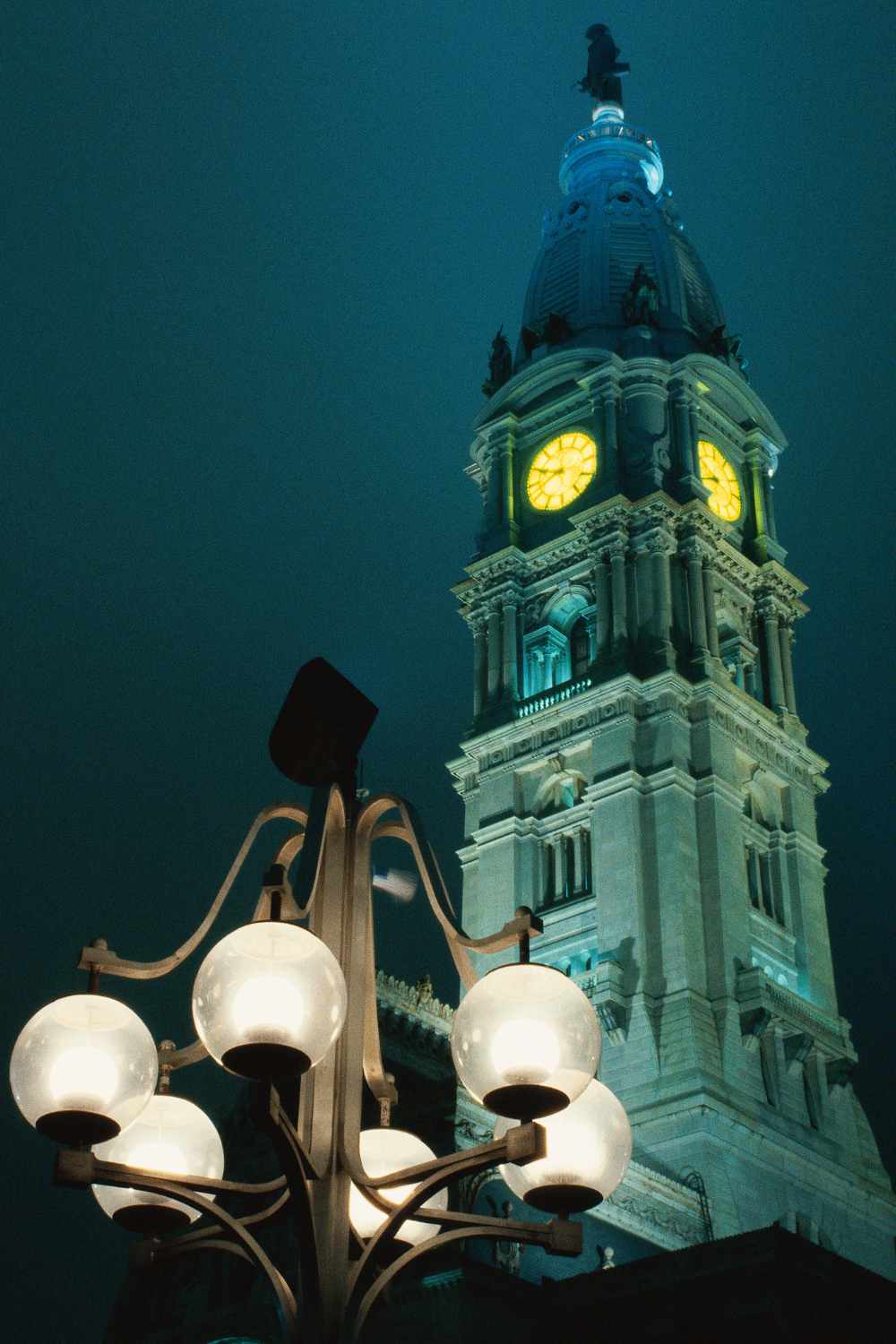 25 FANTASTIC THINGS TO DO IN PHILADELPHIA AT NIGHT